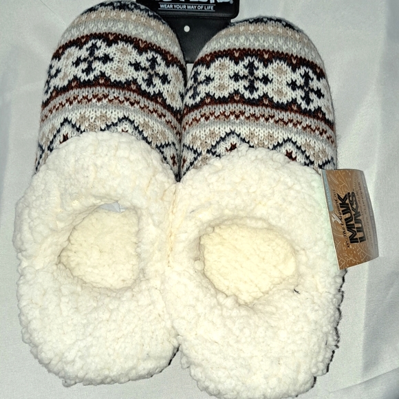 Muk Luks | Other | Muk Luks Ladies Slippers | Poshmark